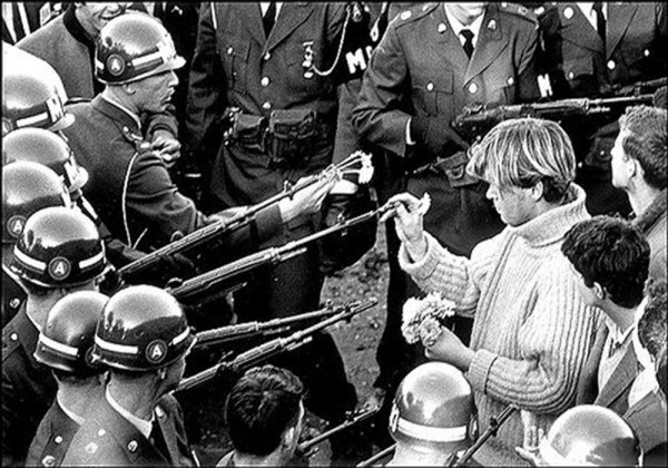 9 Differences Between Hippies And Hipsters You Need To Know About